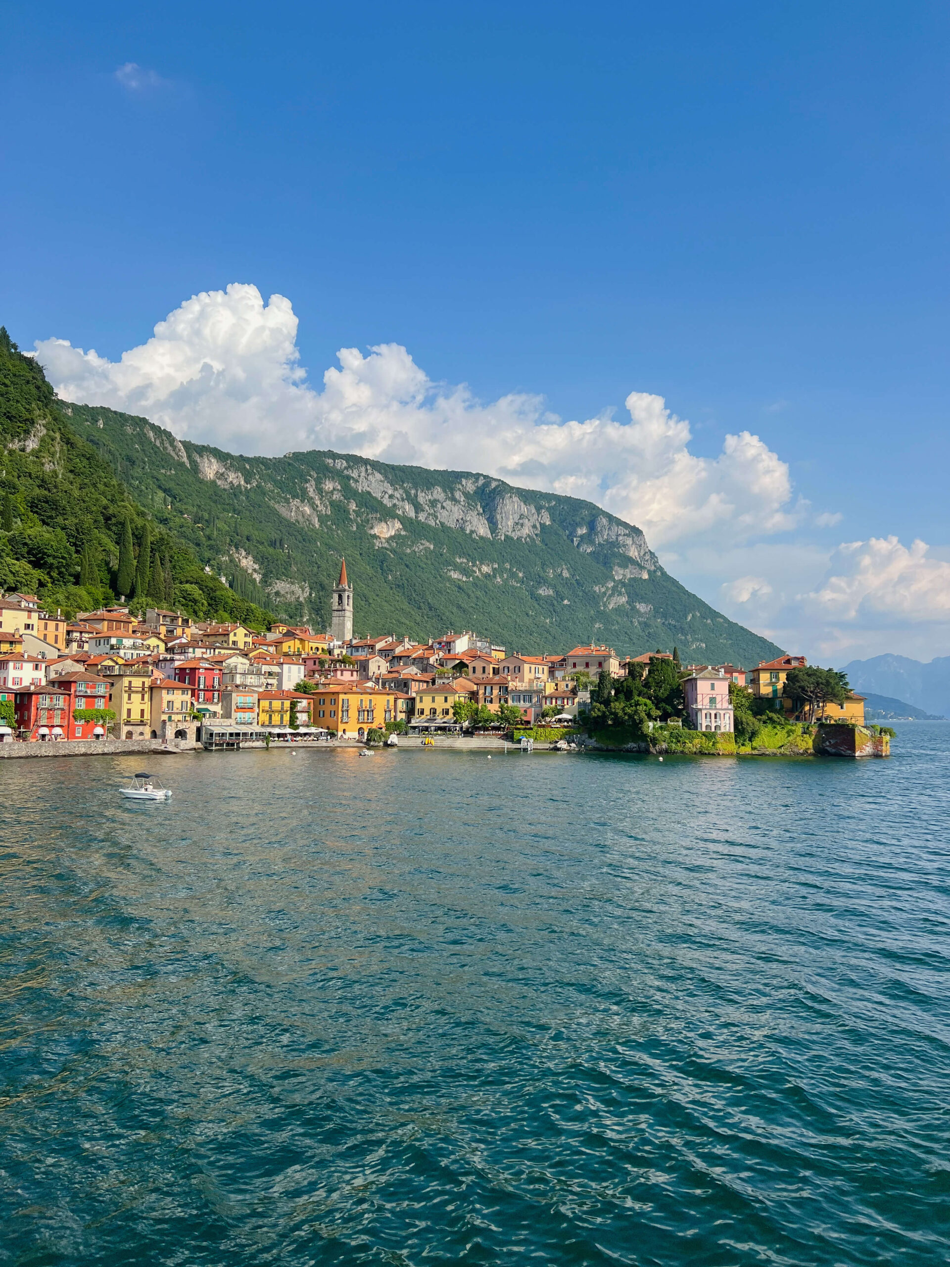 The Ultimate 48 Hour Travel Guide to Lake Como - Carolyn Covington